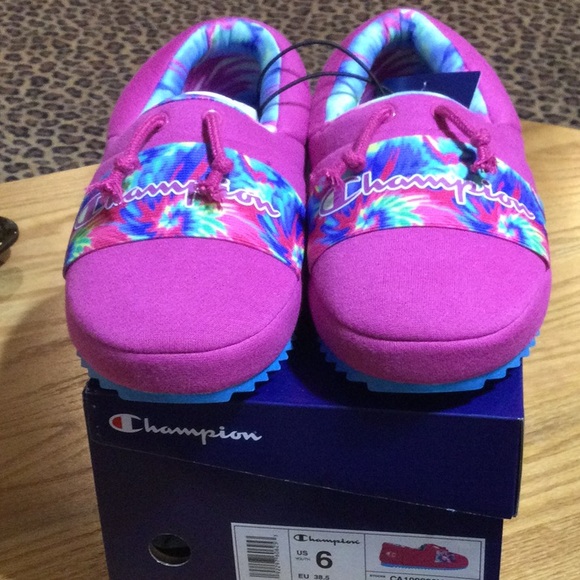 Champion | Shoes | Nwt Champion Girls Slippers | Poshmark